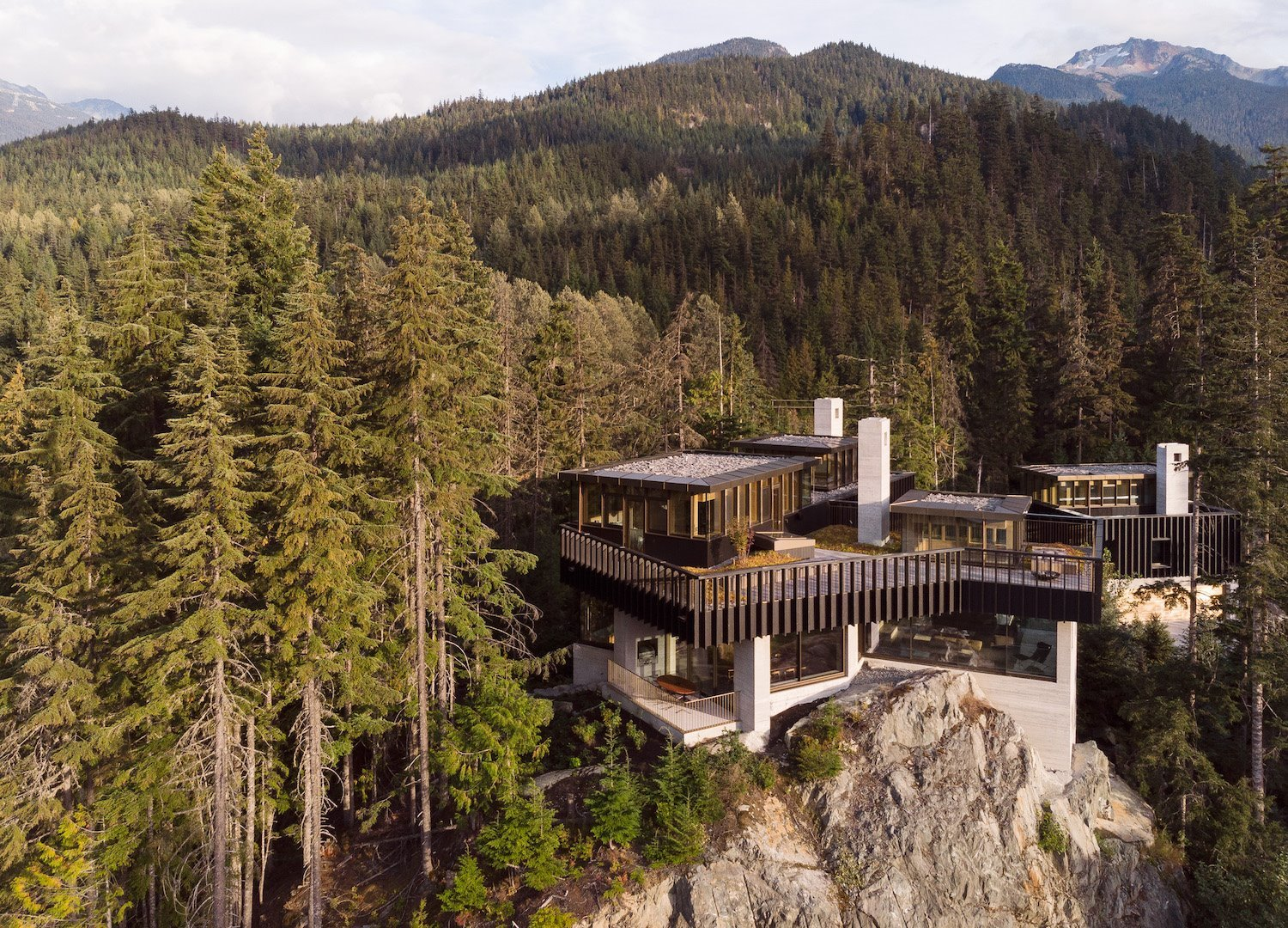 Casa de Montaña: Diseño Único en Colorado